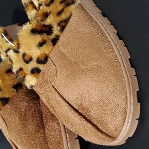 Shoes | Womens Leopard Print Slippers | Poshmark